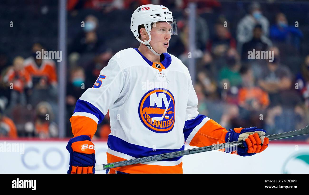 New York Islanders' Robin Salo plays during a preseason NHL hockey game ...