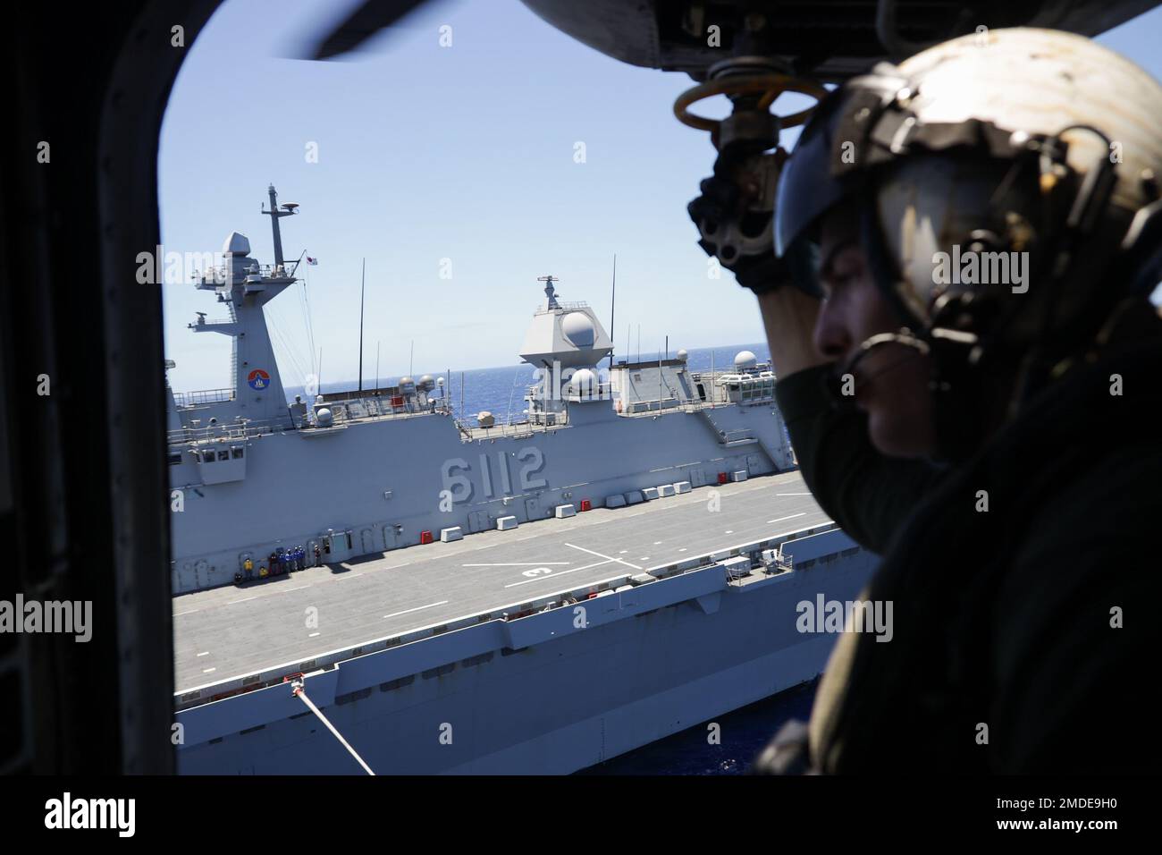 PACIFIC OCEAN (July 22, 2022) U.S. Marine Corps Daniel Lauer, a air ...