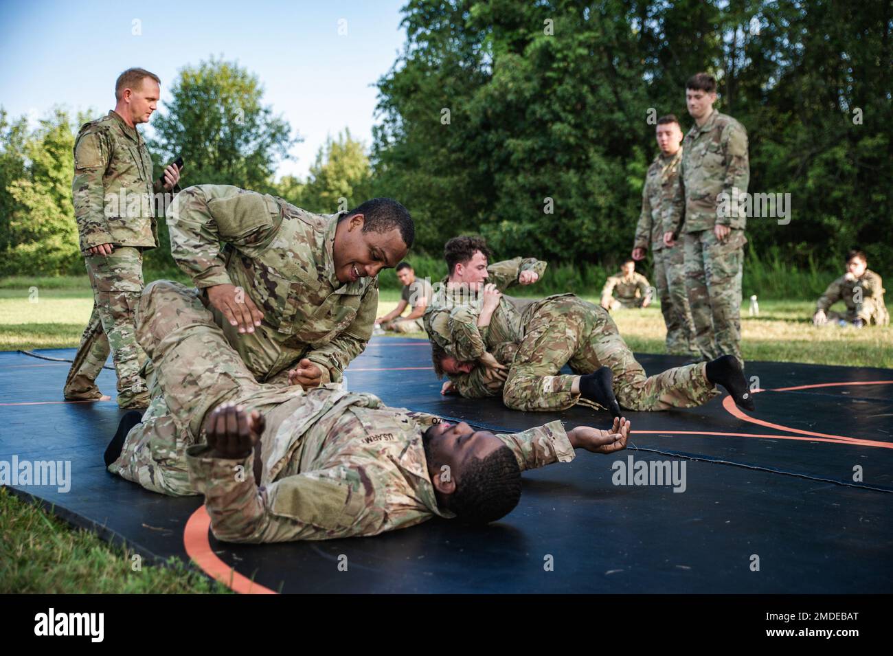U.S. Soldiers assigned to 55th Signal Company (Combat Camera), 21st ...