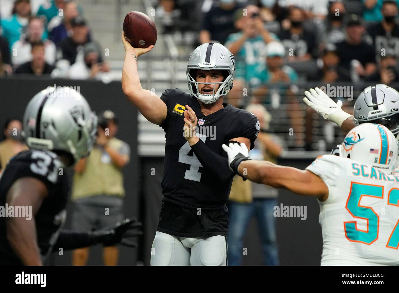 Las Vegas Raiders quarterback Derek Carr (4) during an NFL football ...