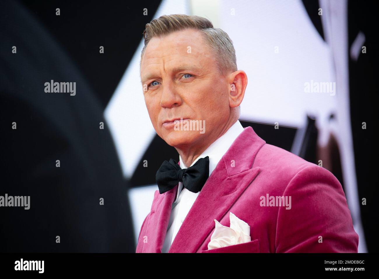 Daniel Craig poses for photographers upon arrival for the World ...