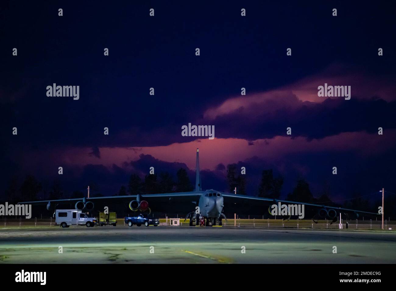 5th Aircraft Maintenance Squadron Airmen work quickly to prepare B-52Hs ...