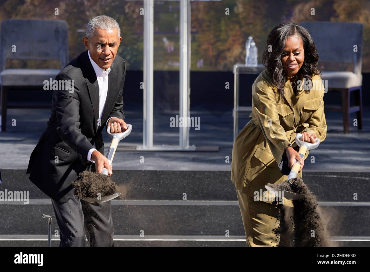 Former President Barack Obama, left, and former first lady Michelle ...