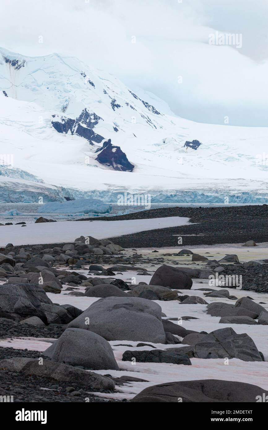Changing weather patterns in the Antarctic region are causing large ...