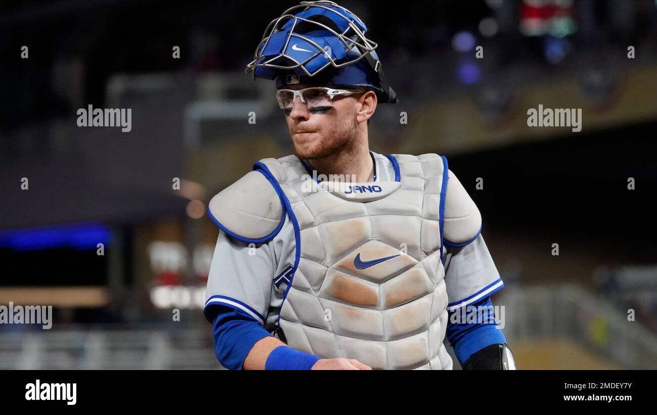 Toronto Blue Jays' Danny Jansen catches against the Minnesota Twins in ...
