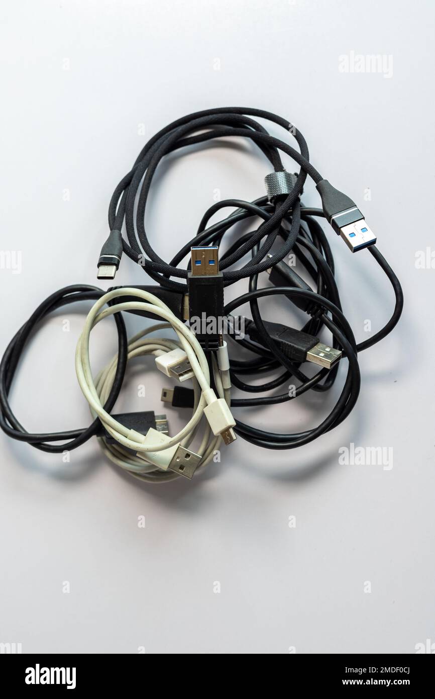 Messy cables background hi-res stock photography and images - Alamy