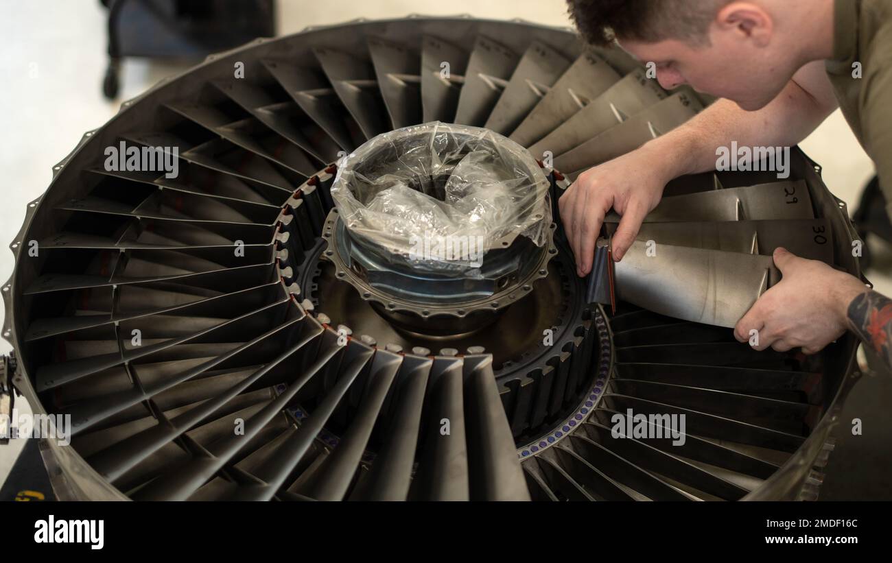 Modular engines hi-res stock photography and images - Alamy