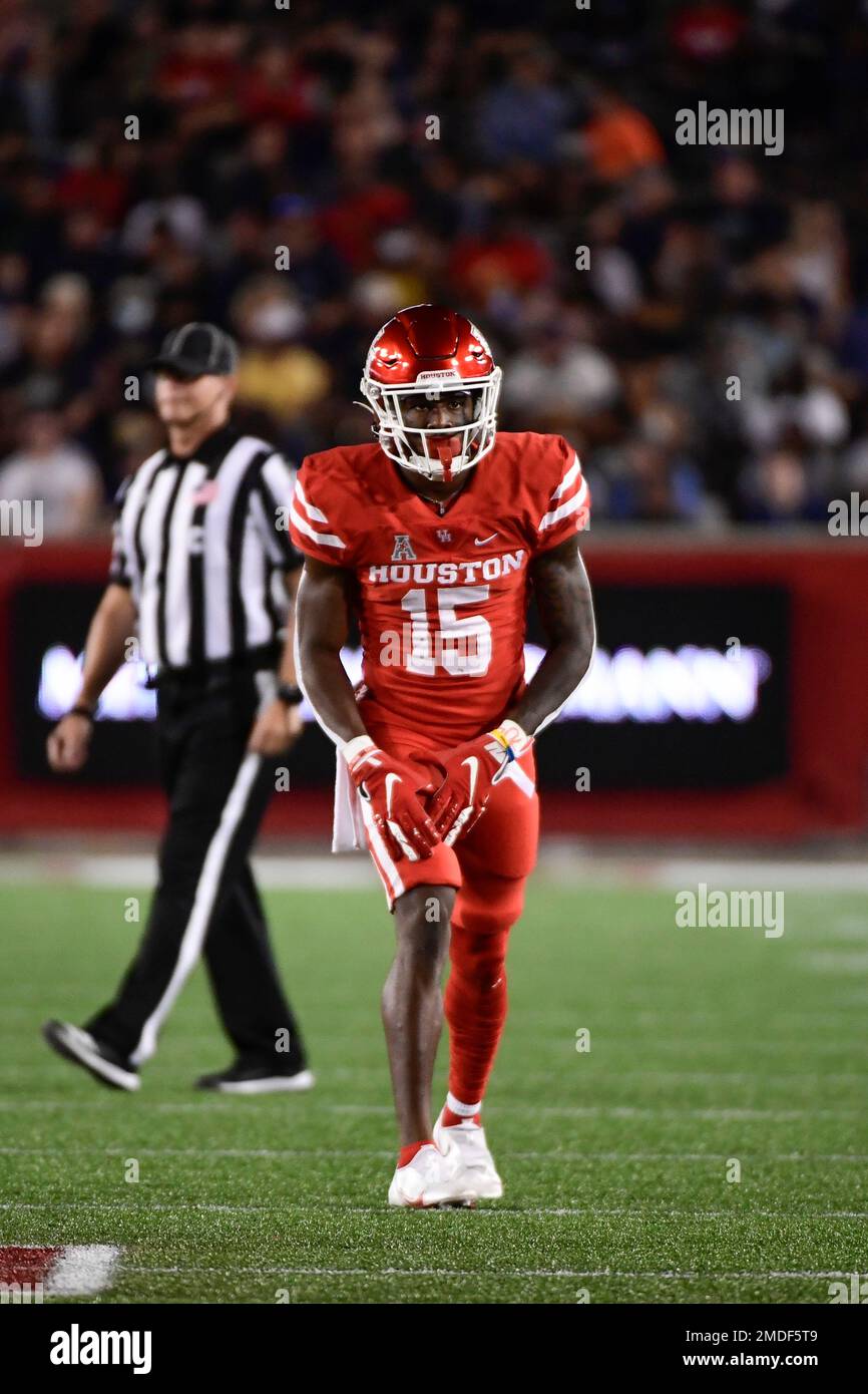 Houston wide receiver Jaylen Erwin (15) lines up against Navy during ...