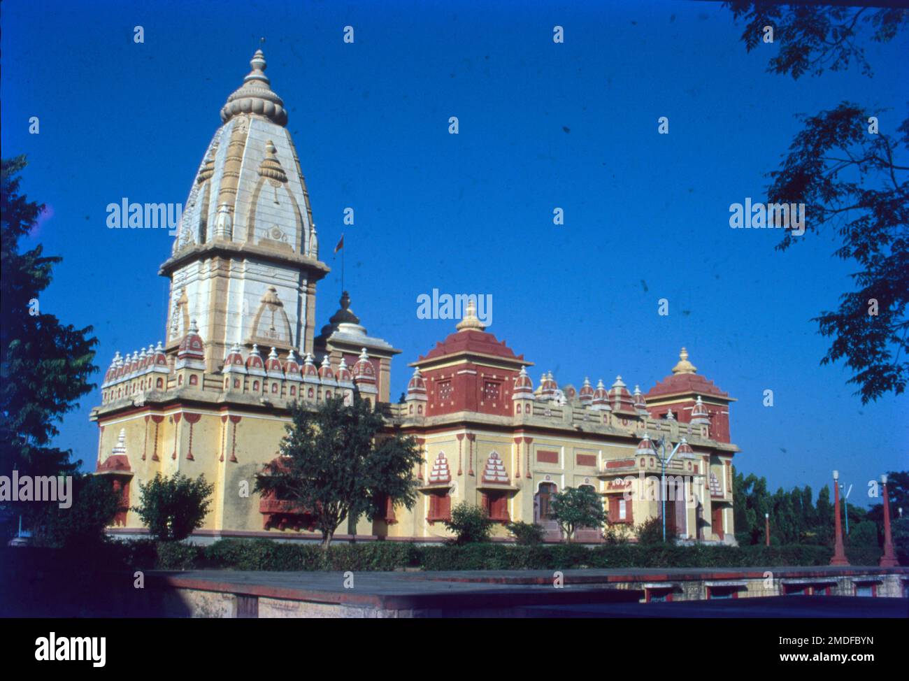 Large hilltop Hindu temple dedicated to Lakshmi & Vishnu. The biggest ...