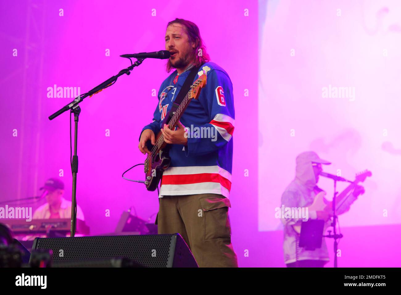Musician Zachary Scott Carothers, left, and John Gourley, right, of the ...