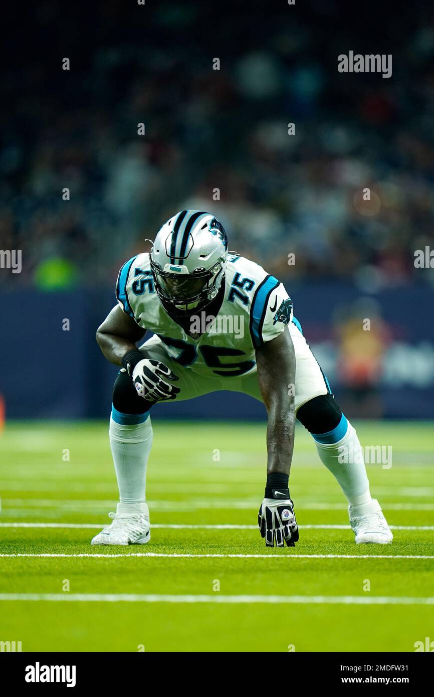 Carolina Panthers offensive lineman Cameron Erving (75) lines up for ...