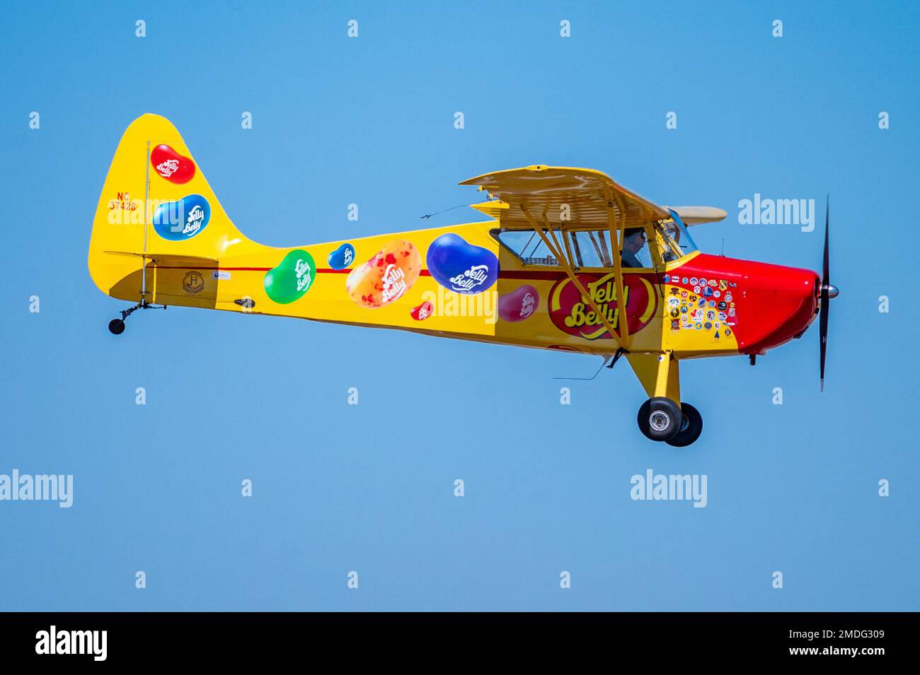 The Jelly Belly aircraft, piloted by Kent Pietsch, performs at the ...