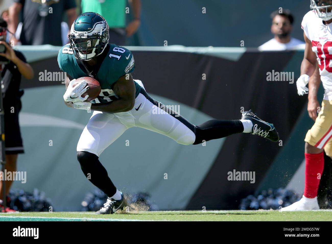Philadelphia Eagles wide receiver Jalen Reagor (18) in action against ...