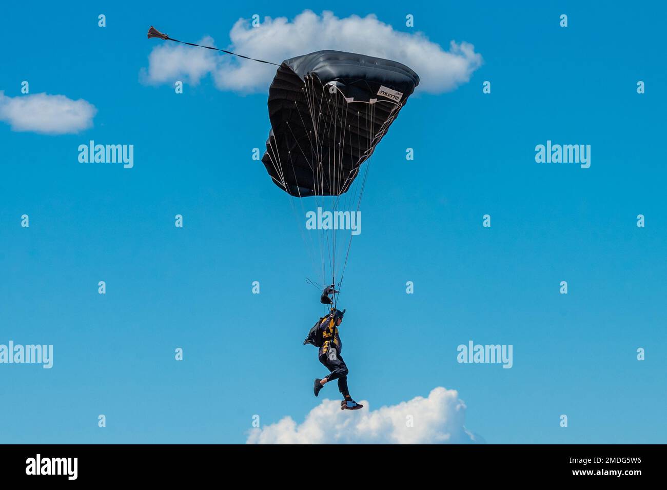The U. S. Special Operations Command Parachute Team (Para-Commandos ...