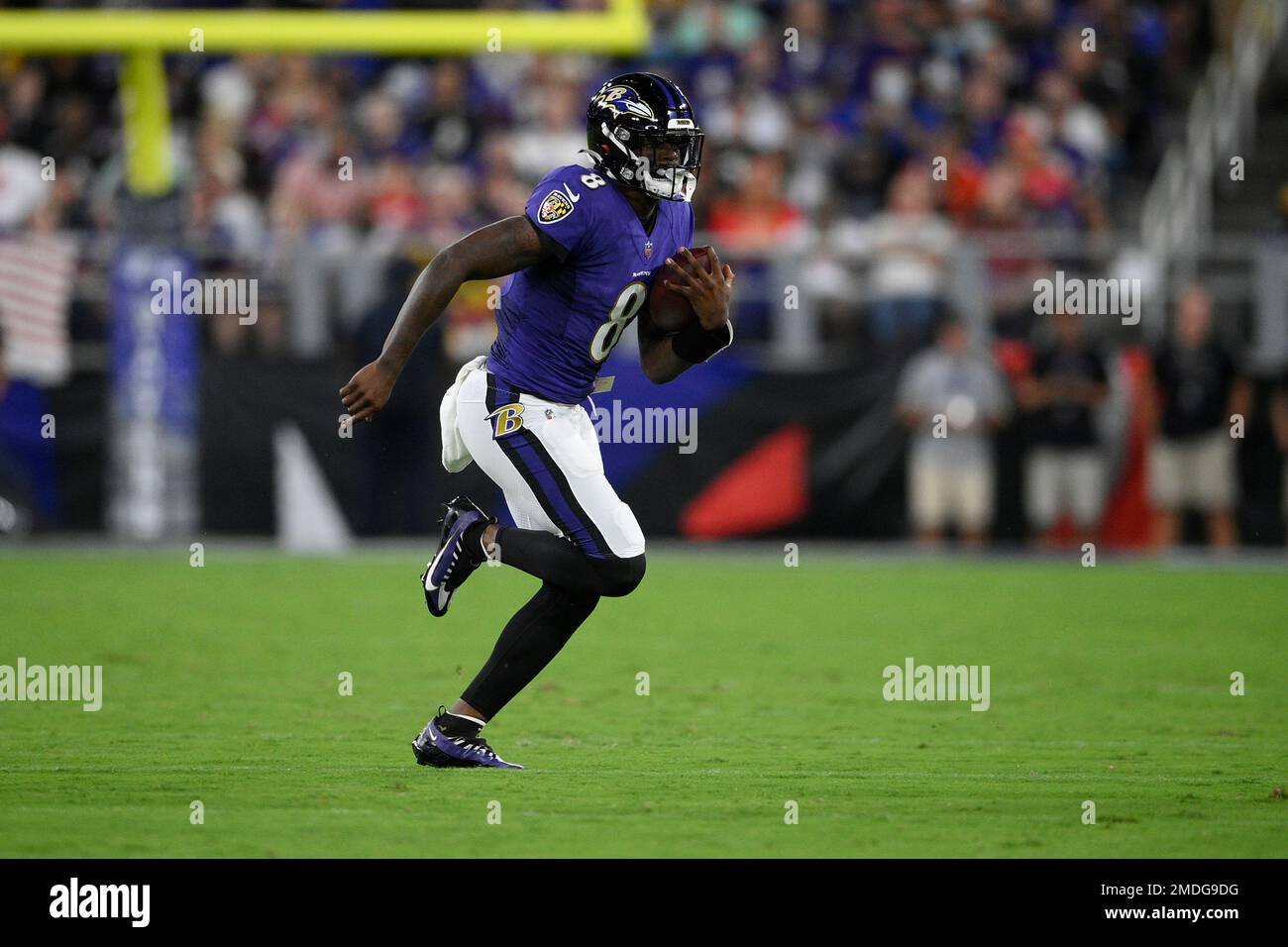 Baltimore Ravens quarterback Lamar Jackson (8) in action in the first ...