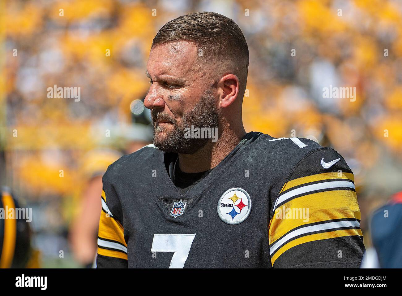 Pittsburgh Steelers quarterback Ben Roethlisberger (7) looks on during ...