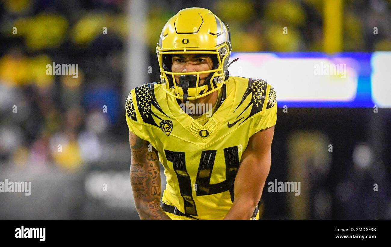 Oregon wide receiver Kris Hutson (14) during an NCAA college football ...
