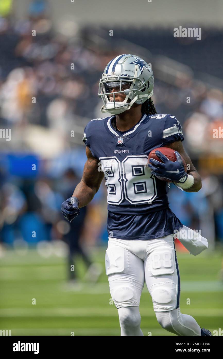 Wide receiver (88) CeeDee Lamb of the Dallas Cowboys warms up before ...