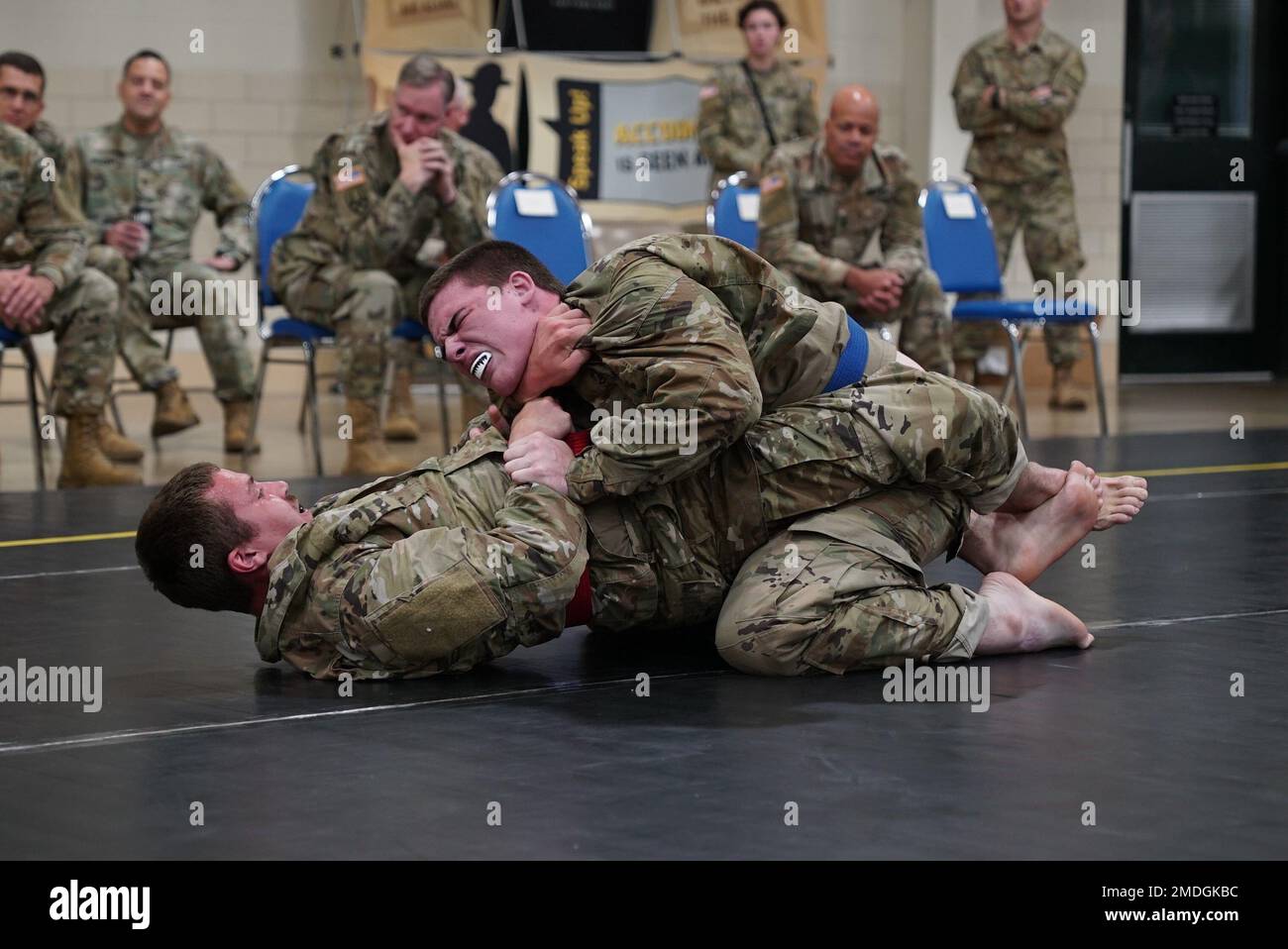 Participants compete in the 2022 Ohio Army National Guard combatives ...