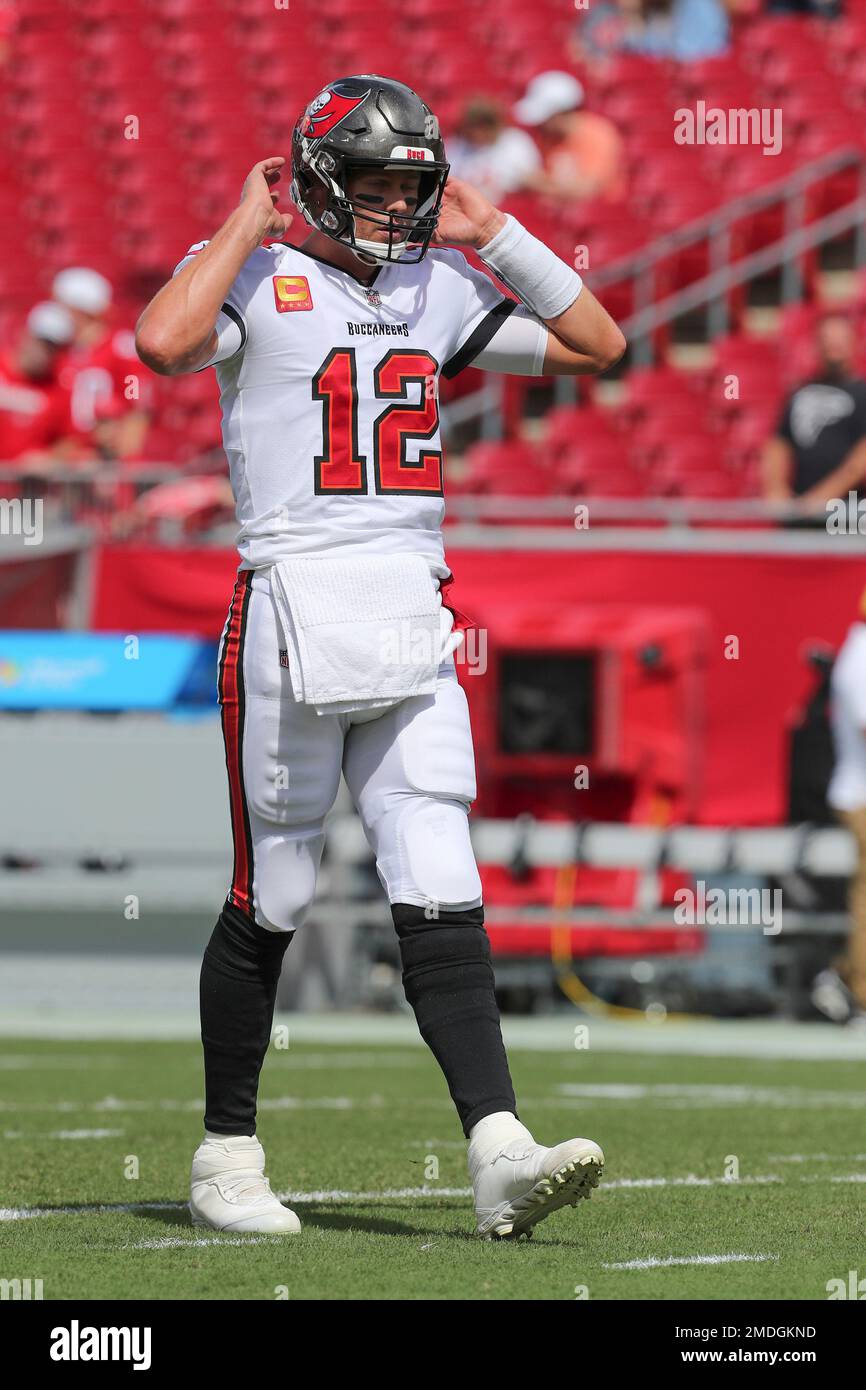 Tampa Bay Buccaneers quarterback Tom Brady (12) attends warmups before ...