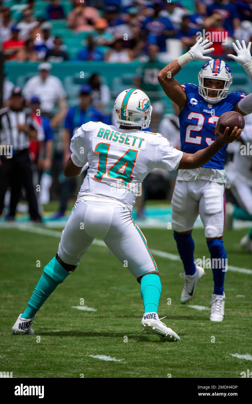 Miami Dolphins quarterback Jacoby Brissett (14) throws the ball past ...