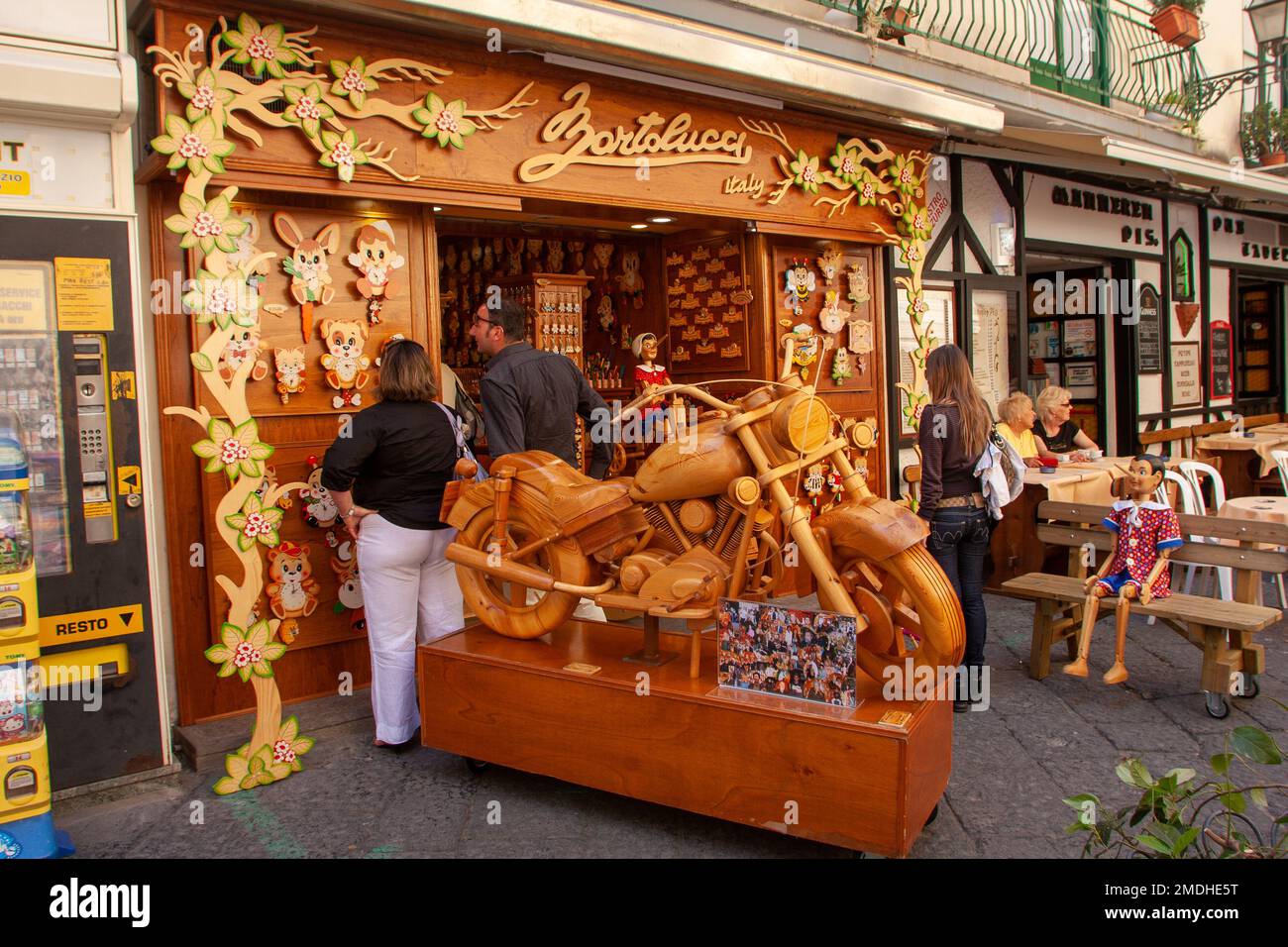 wood workshop, Sorrento town centre, Sorrento, Italy Stock Photo - Alamy