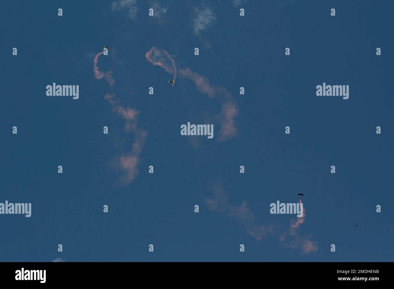 The U. S. Special Operations Command Parachute Team (Para-Commandos ...