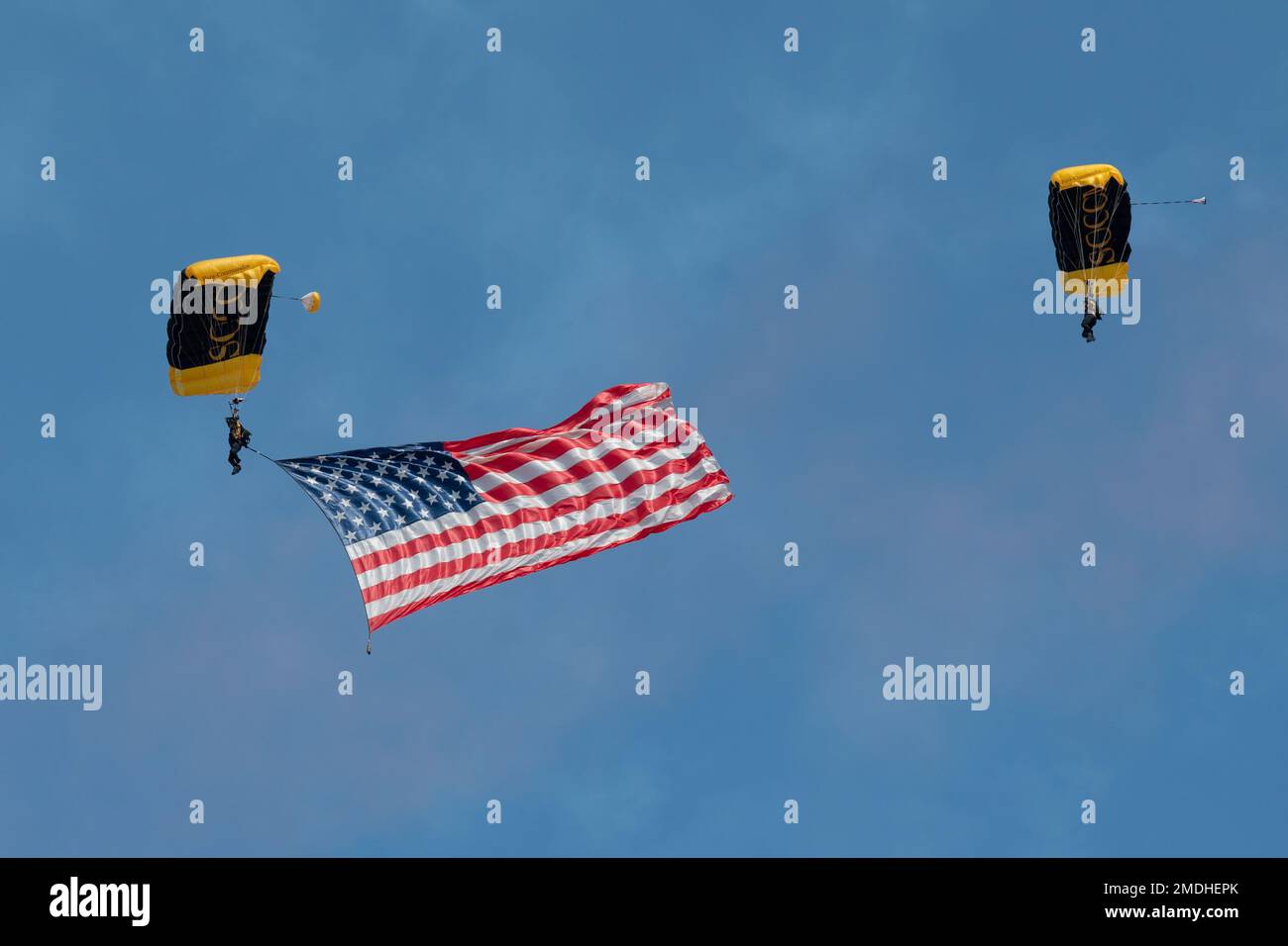 The U. S. Special Operations Command Parachute Team (Para-Commandos ...