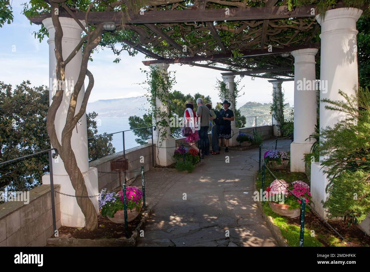 Villa san michele capri people hi-res stock photography and images - Alamy