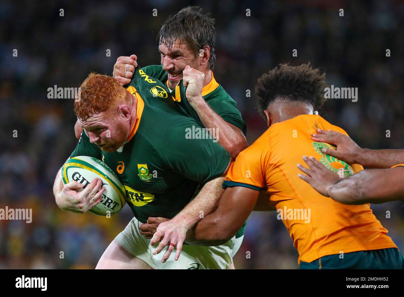 South Africa's Steven Kitshoff, left, runs with teammate South Africa's ...