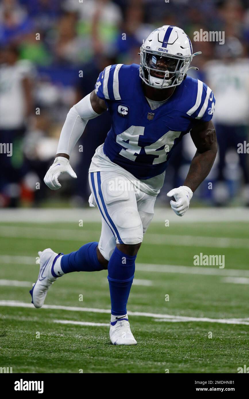 Indianapolis Colts outside linebacker Zaire Franklin (44) lines up against the Seattle Seahawks ...