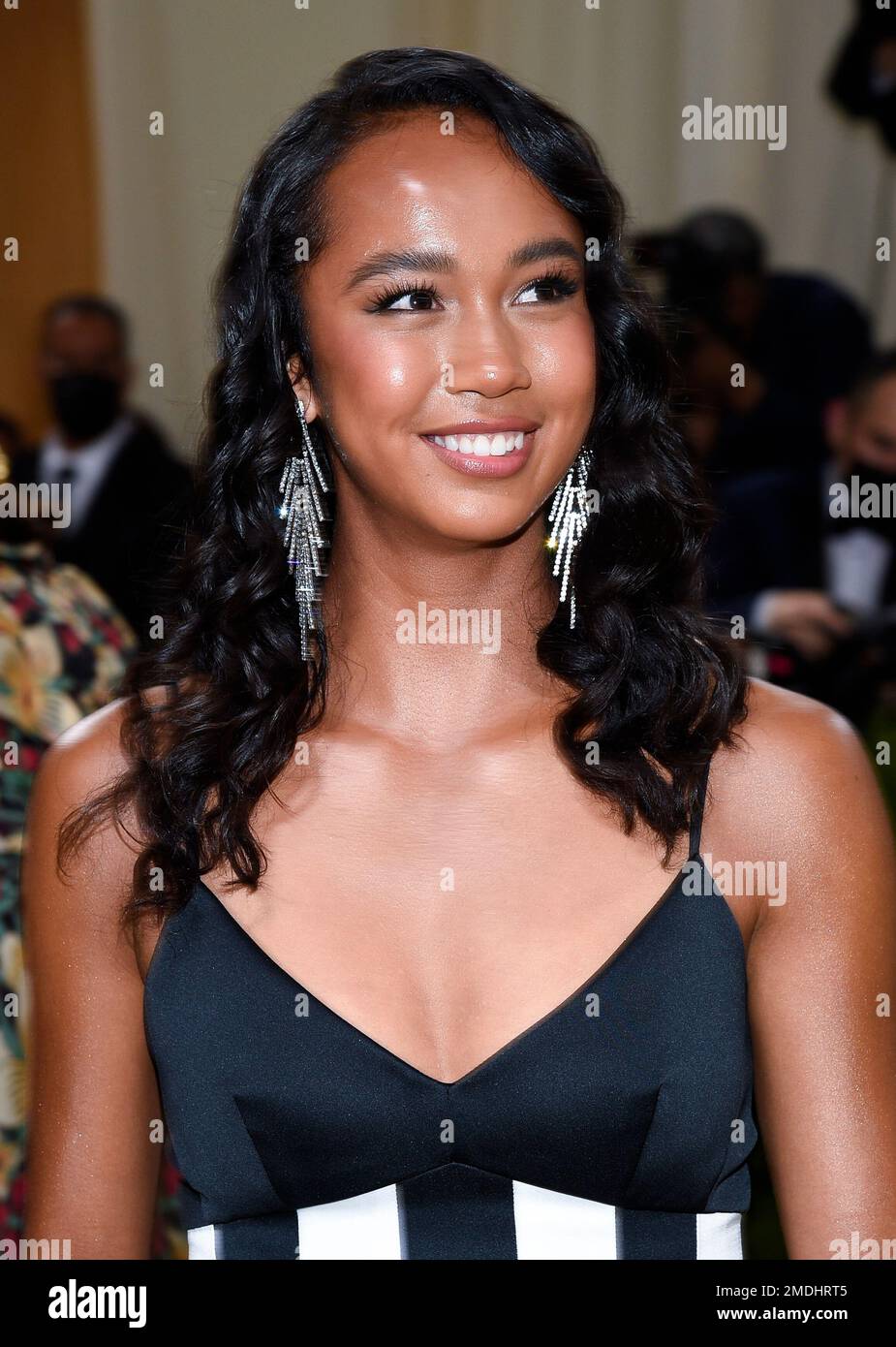 Tennis player Leylah Fernandez attends The Metropolitan Museum of Art's ...