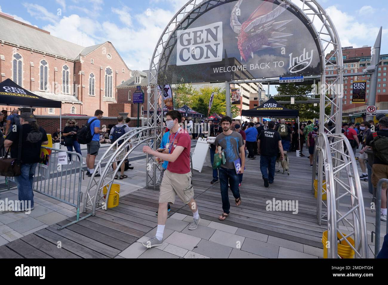 Gamers leave the outdoor foodcourt as they walk back to the Indiana ...