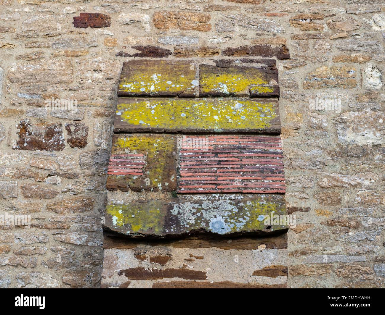 Tile infill hi-res stock photography and images - Alamy