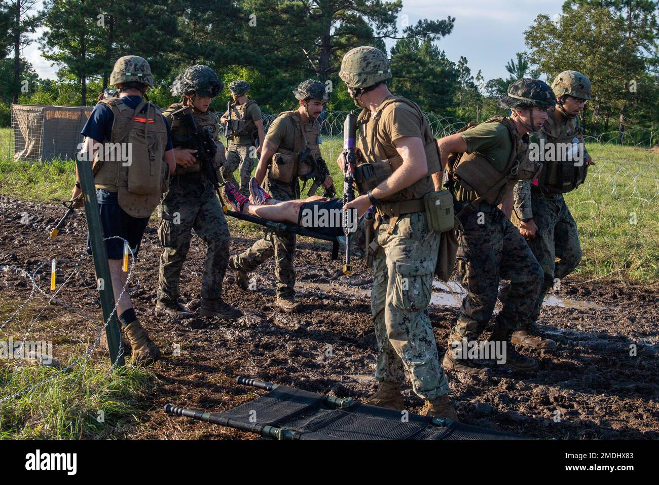 CAMP SHELBY, Miss. (Jul. 24, 2022) Seabees assigned to Naval Mobile ...