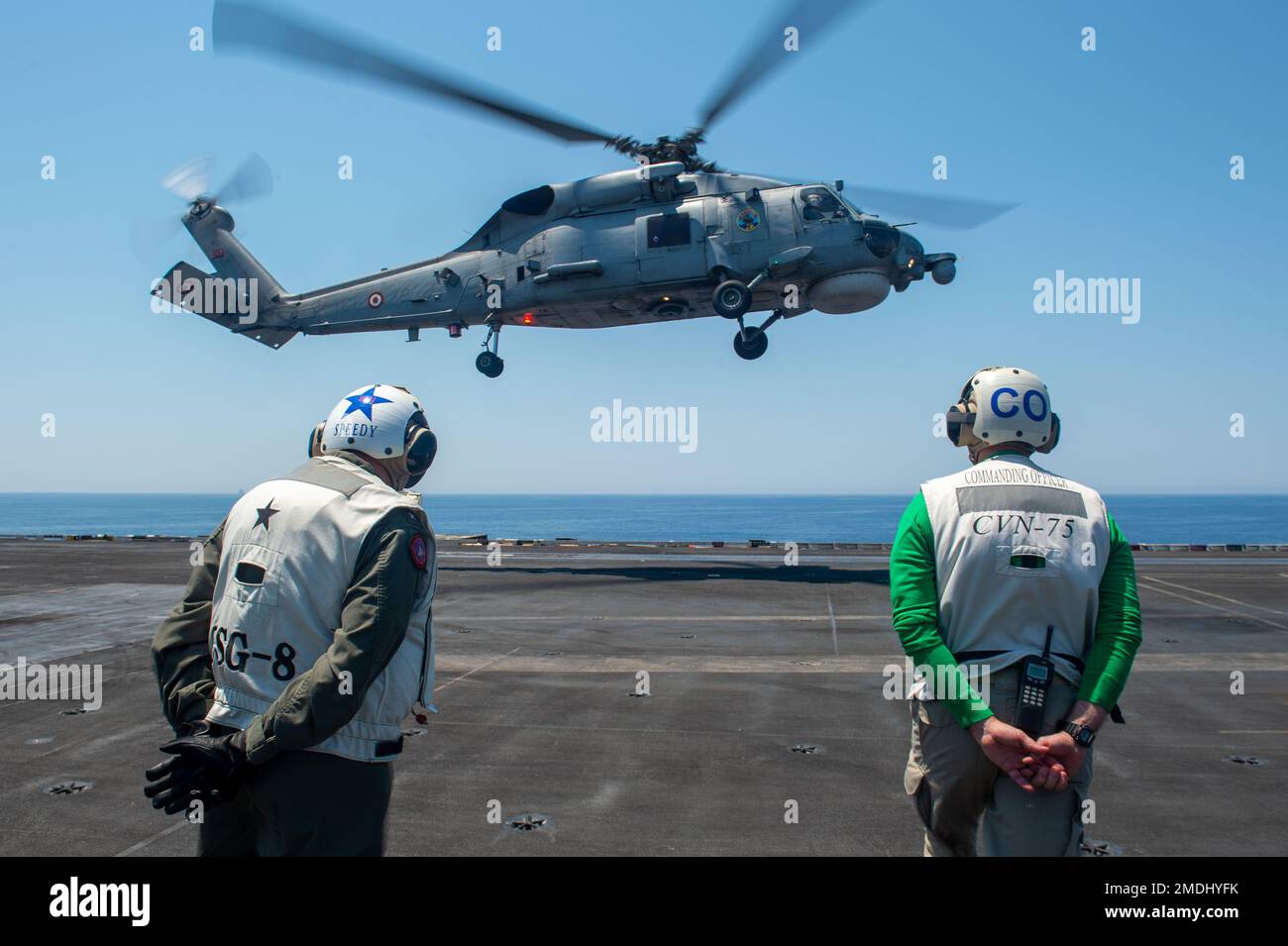 Capt paul commanding officer aircraft hi-res stock photography and ...