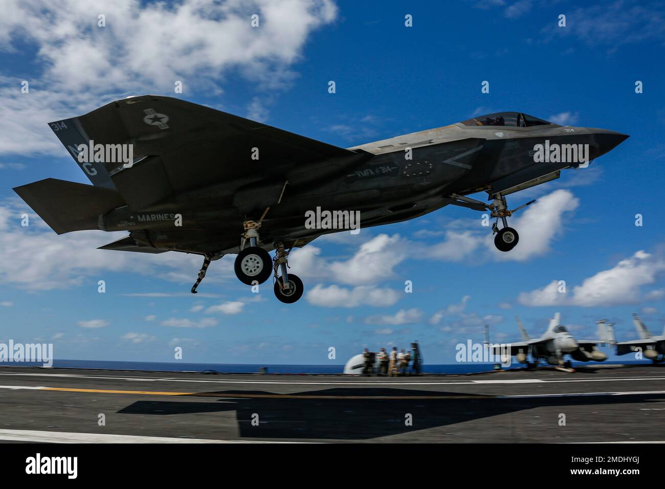 220724-N-MM912-1132 PACIFIC OCEAN (July 24, 2022) An F-35C Lightning II, assigned to the "Black ...