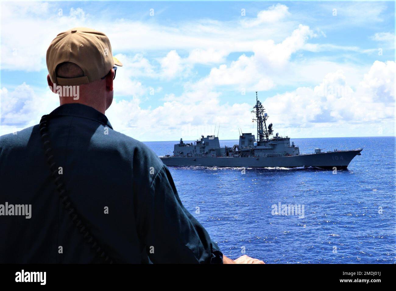 220724-N-EU544-1075 PHILIPPINE SEA (July 24, 2022) Cmdr. Nick Van ...
