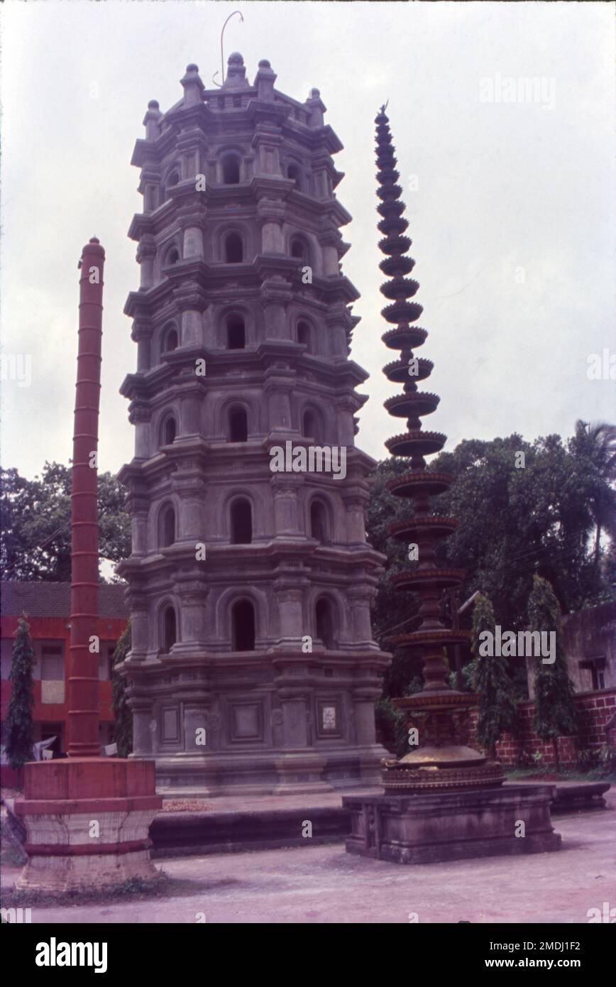 Shri Shantadurga Saunsthan is a private temple complex belonging to the ...