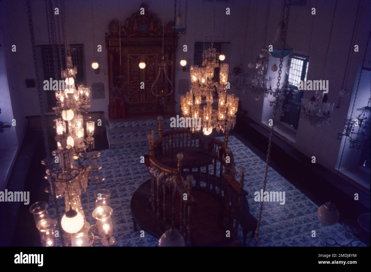 The Paradesi Synagogue aka Cochin Jewish Synagogue or the Mattancherry ...