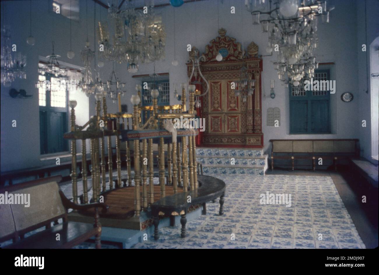 The Paradesi Synagogue aka Cochin Jewish Synagogue or the Mattancherry ...
