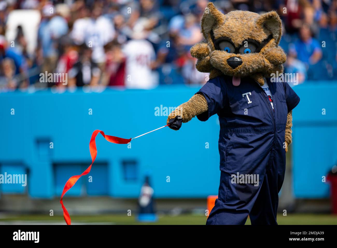 Tennessee Titans mascot T-Rac performs during the first half of an NFL ...