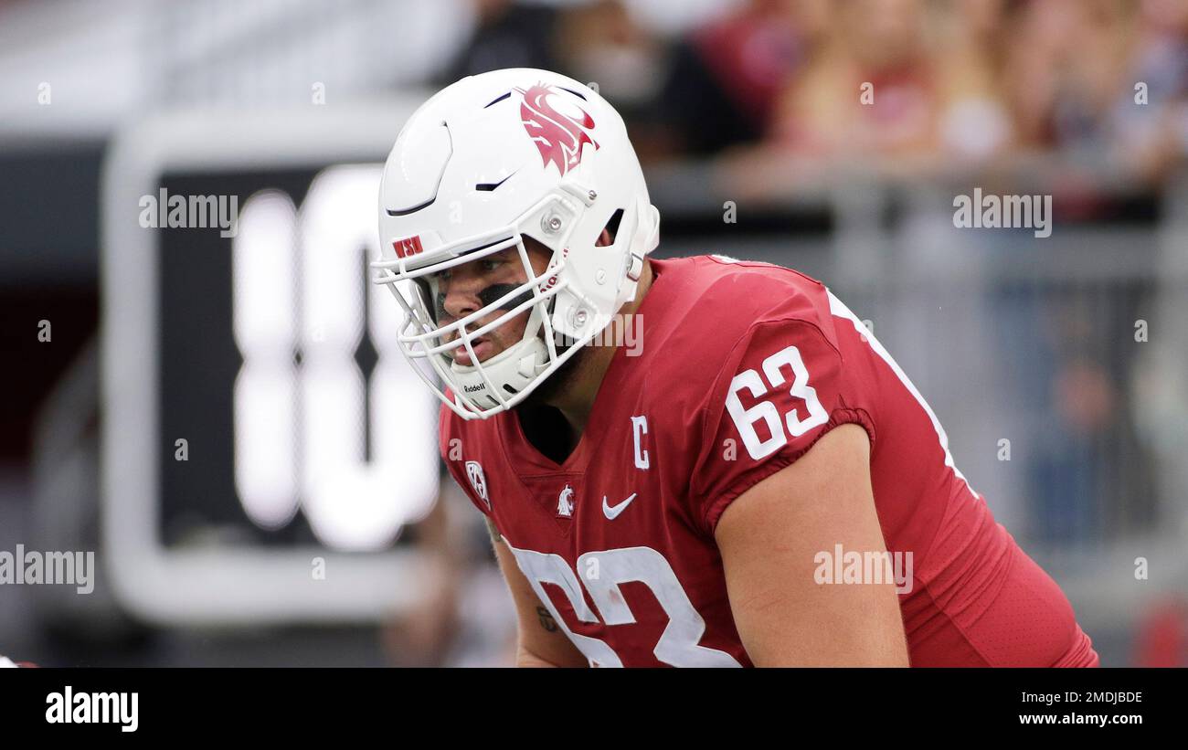 Washington State offensive lineman Liam Ryan lines up for a play during ...