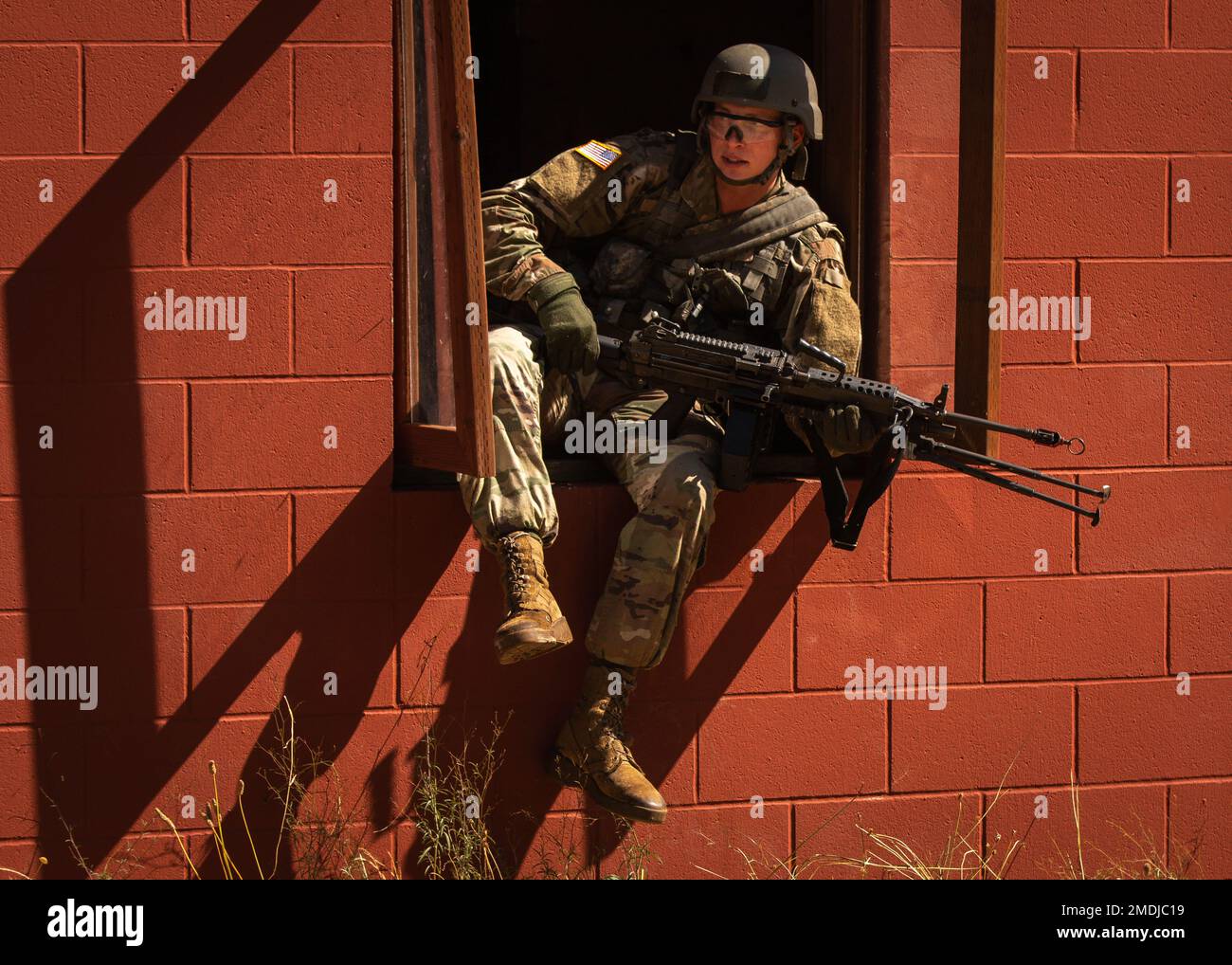 Army National Guard officer candidates, enrolled in the Washington Army ...