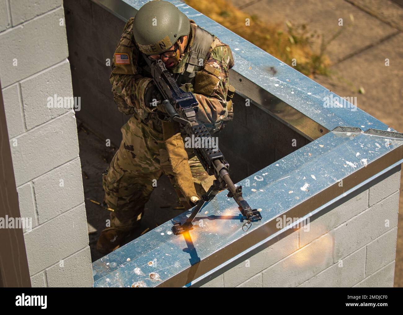 Army National Guard officer candidates, enrolled in the Washington Army ...