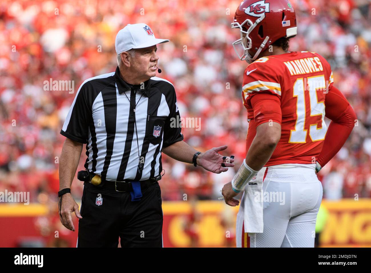 Referee Bill Vinovich talks to Kansas City Chiefs quarterback Patrick ...