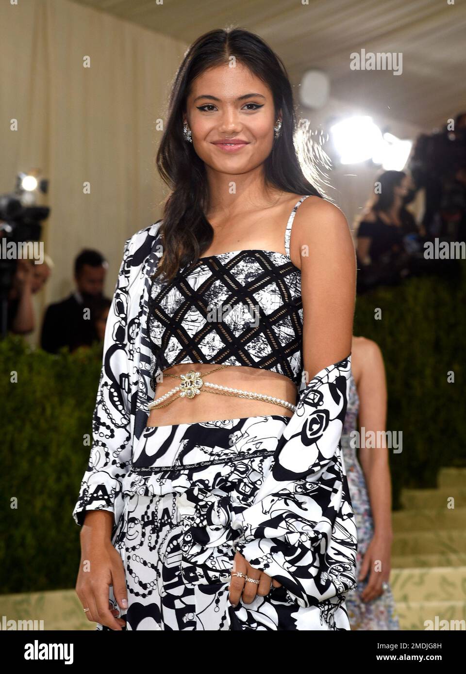 Emma Raducanu attends The Metropolitan Museum of Art's Costume ...