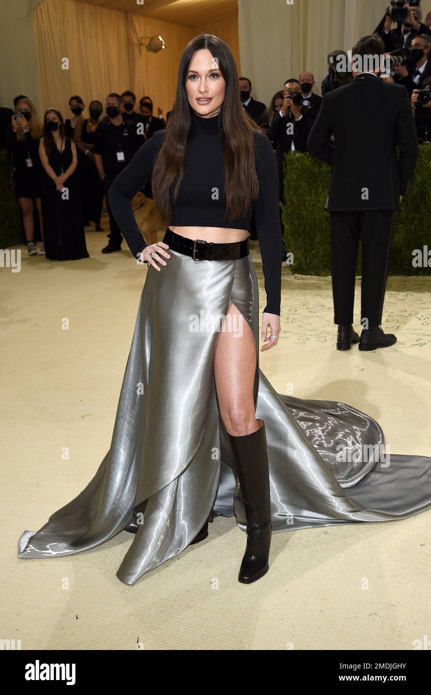 Kacey Musgraves Attends The Metropolitan Museum Of Art S Costume