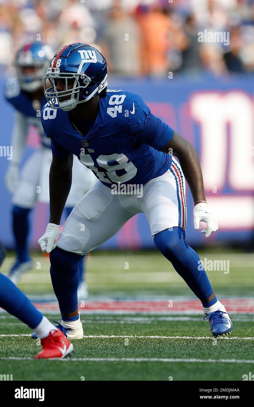 New York Giants linebacker Tae Crowder (48) in coverage during an NFL ...