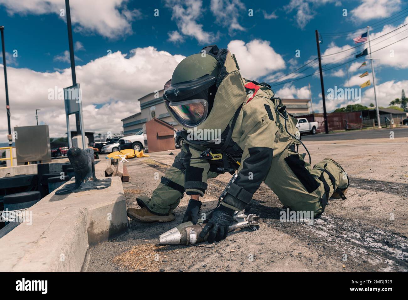 PEARL HARBOR (July 25, 2022) A Mexican Explosive Ordnance Disposal team ...